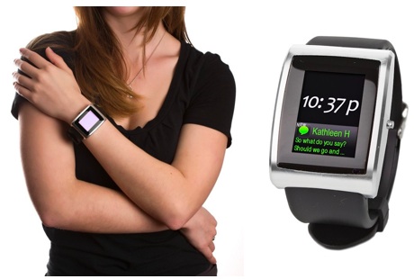 inPulse BlackBerry smartwatch enters Production, shipping soon