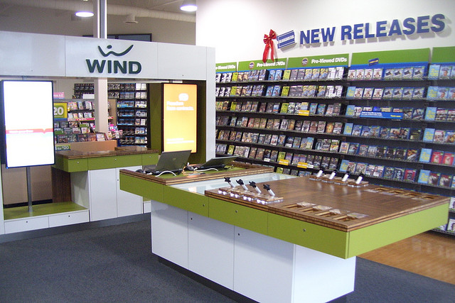 Blockbuster Canada to shut down operations, not good for WIND Mobile ...