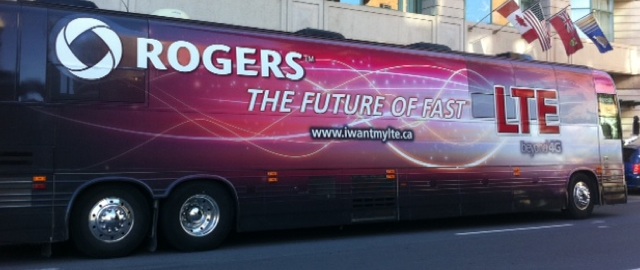 Live from the Rogers LTE demo event!