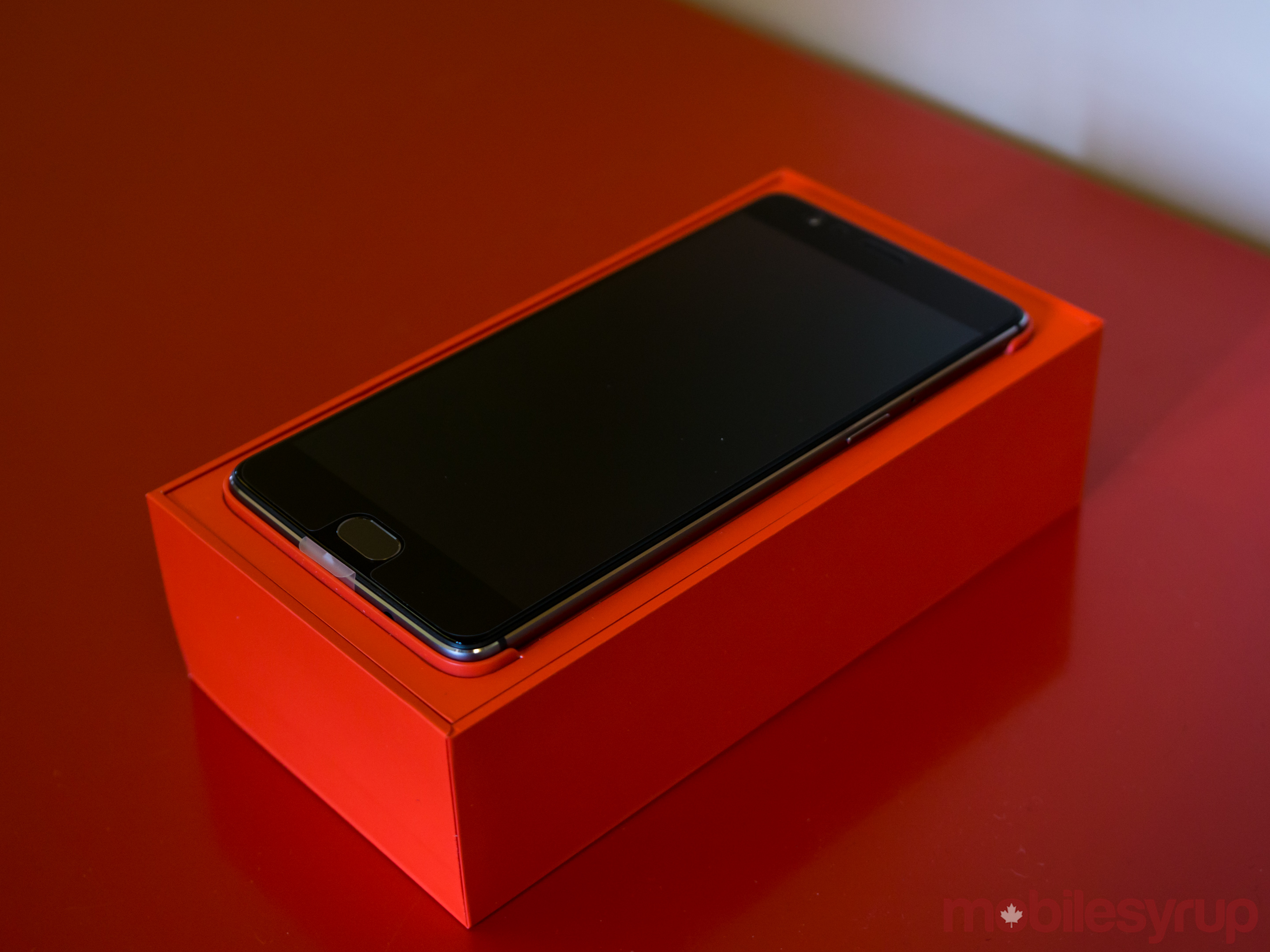 A first look at the new OnePlus 3T [Gallery] - MobileSyrup