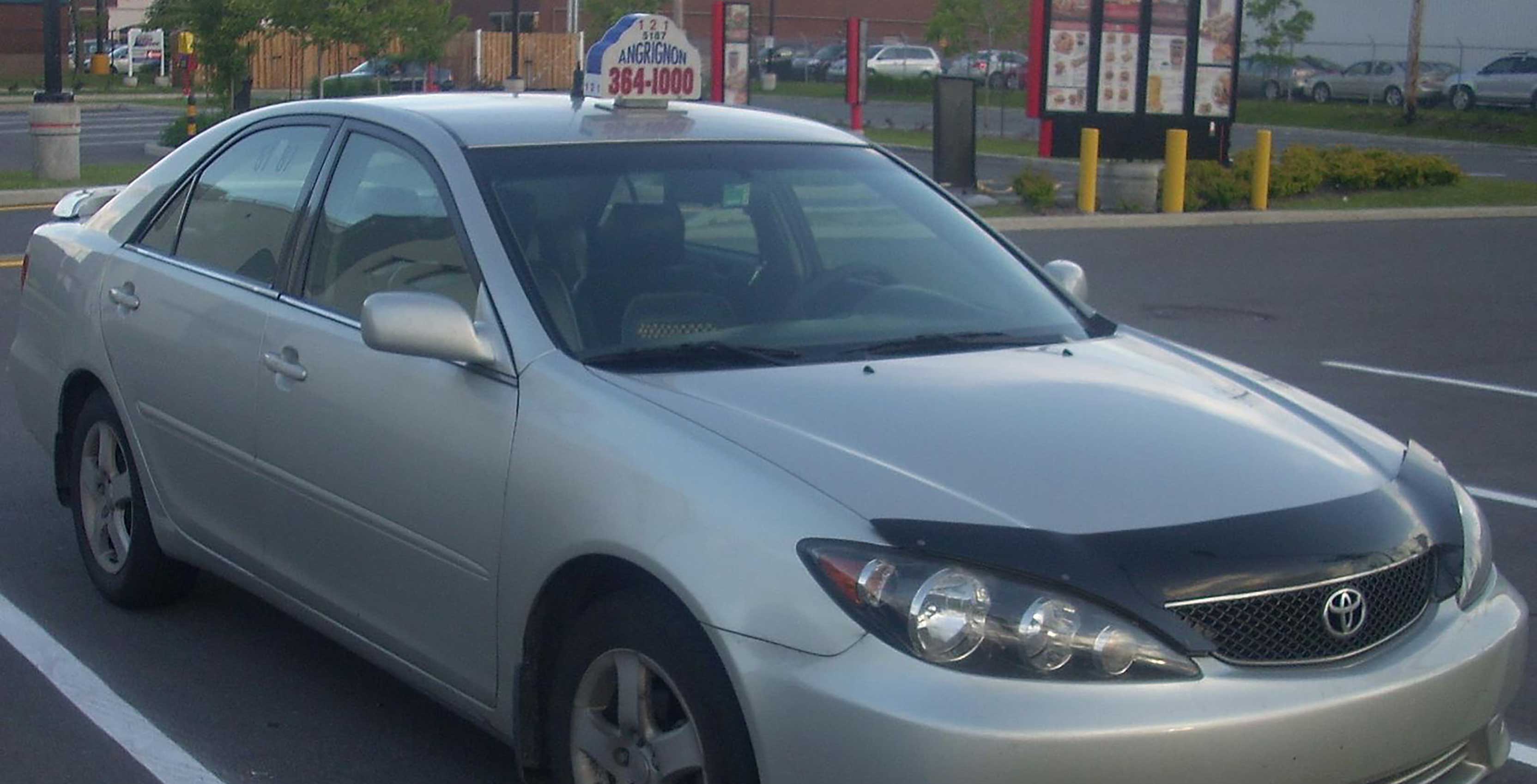 Quebec to invest $44 million into modernizing taxi industry