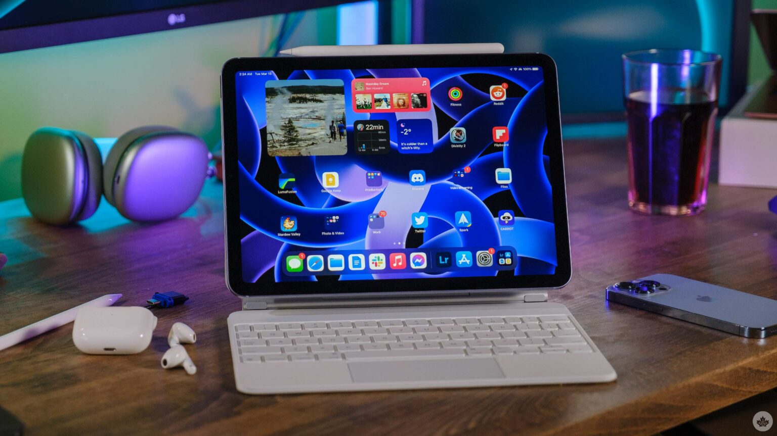Save $300 on iPad Air (2022) at The Source until April 24