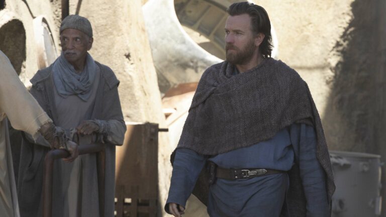 PSA: Obi-Wan Kenobi will now hit Disney+ 3 hours early at 12am ET/9pm PT