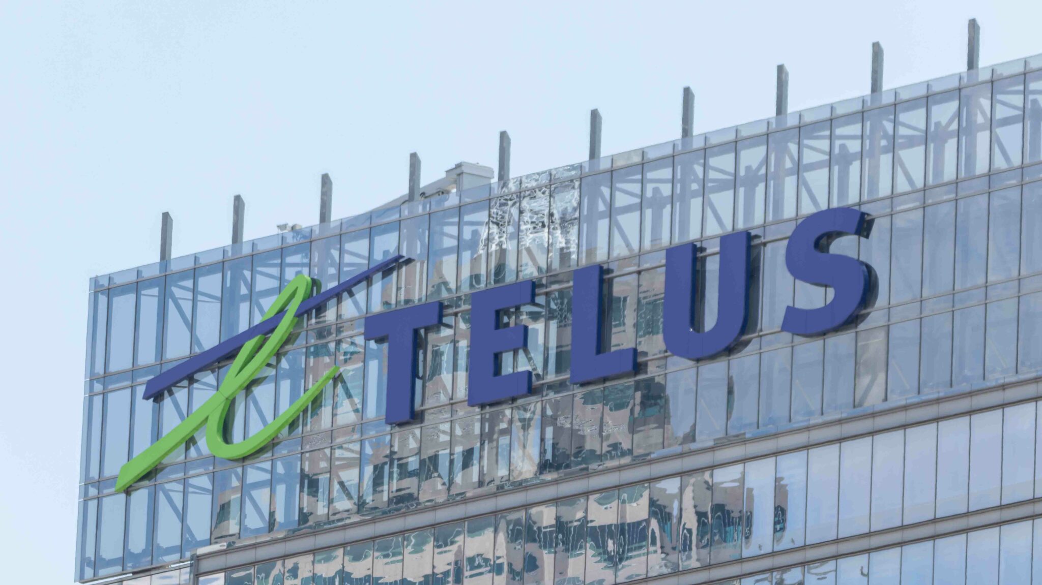 Telus adds $35/10GB plan to Mobility for Good program