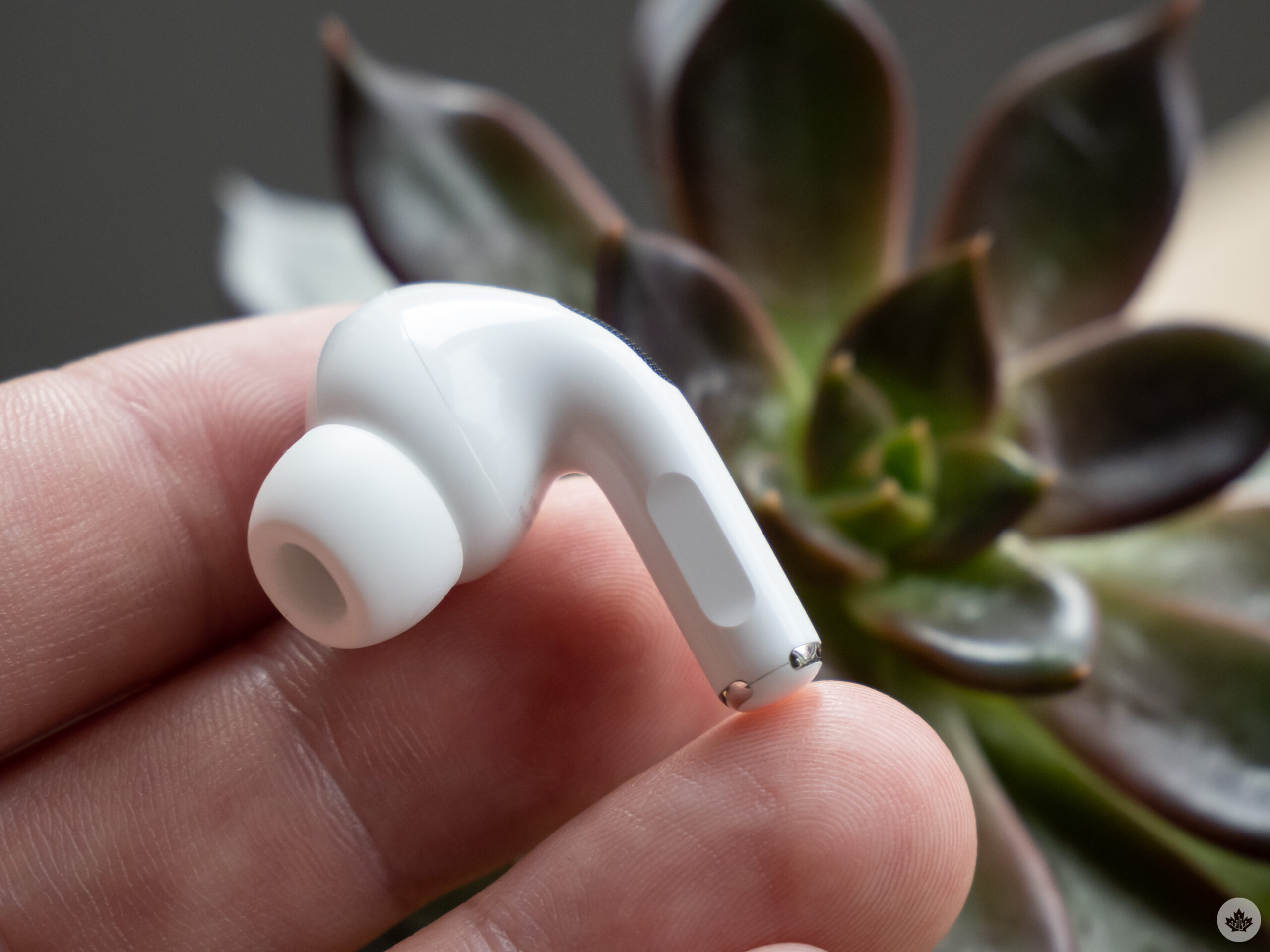 AirPods Pro (2nd-Gen) Review: Longer battery life and better sound