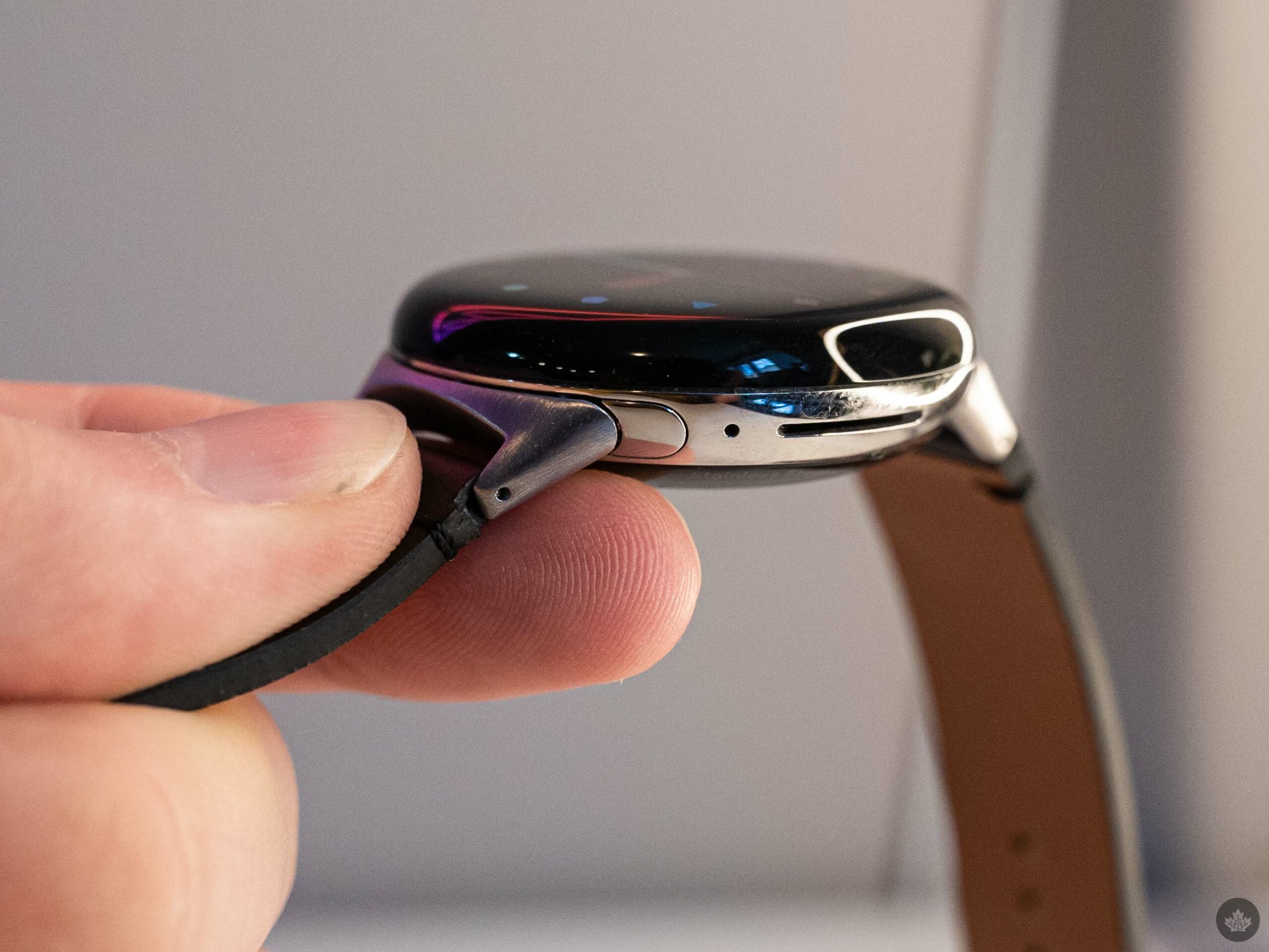 Testing out Pixel Watch bands: Stretch wins the day
