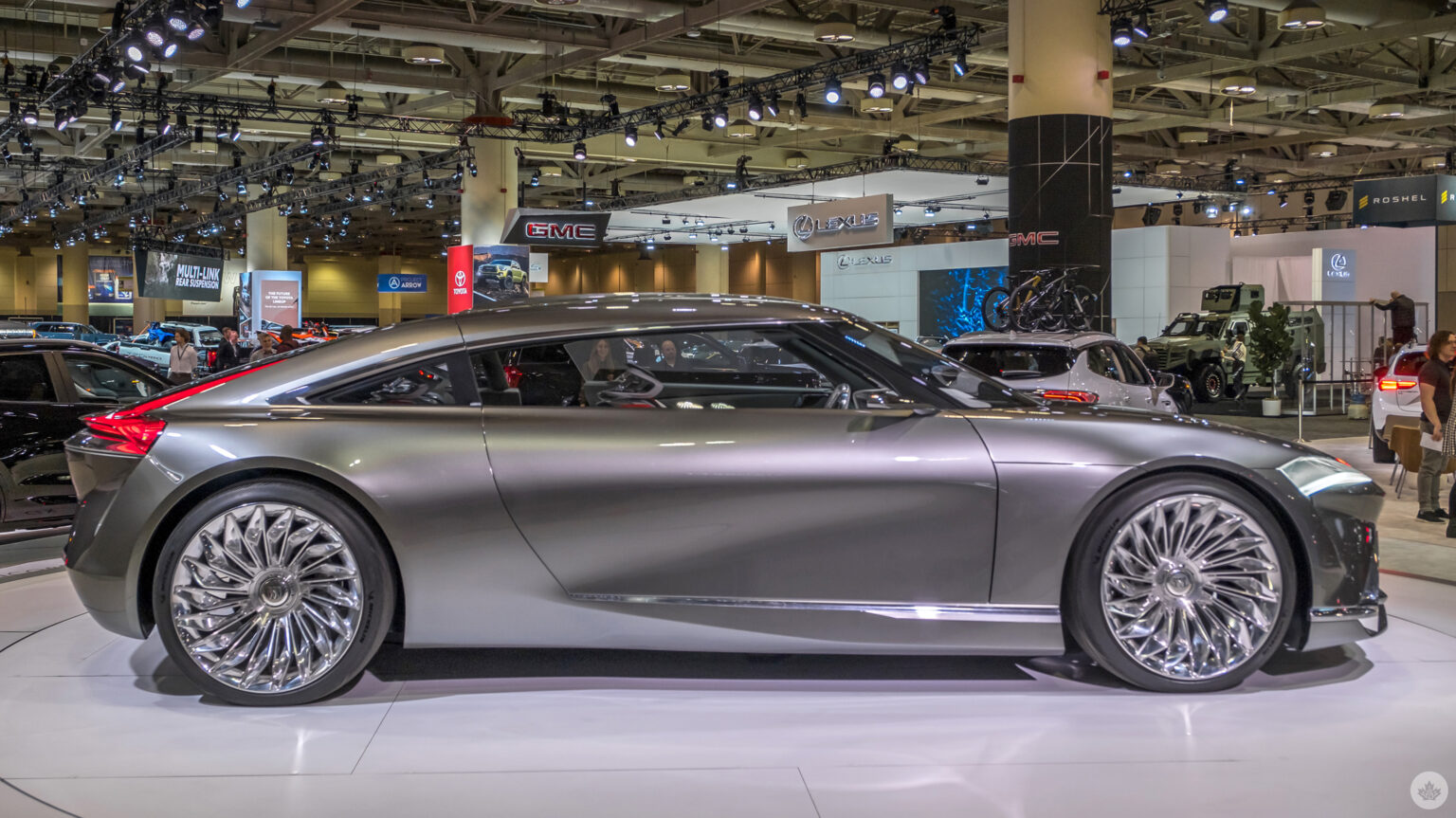 Buick unveils new forward-thinking Wildcat EV concept in Canada