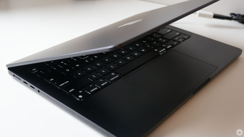Apple reportedly plans to develop its own cellular modem for the MacBook