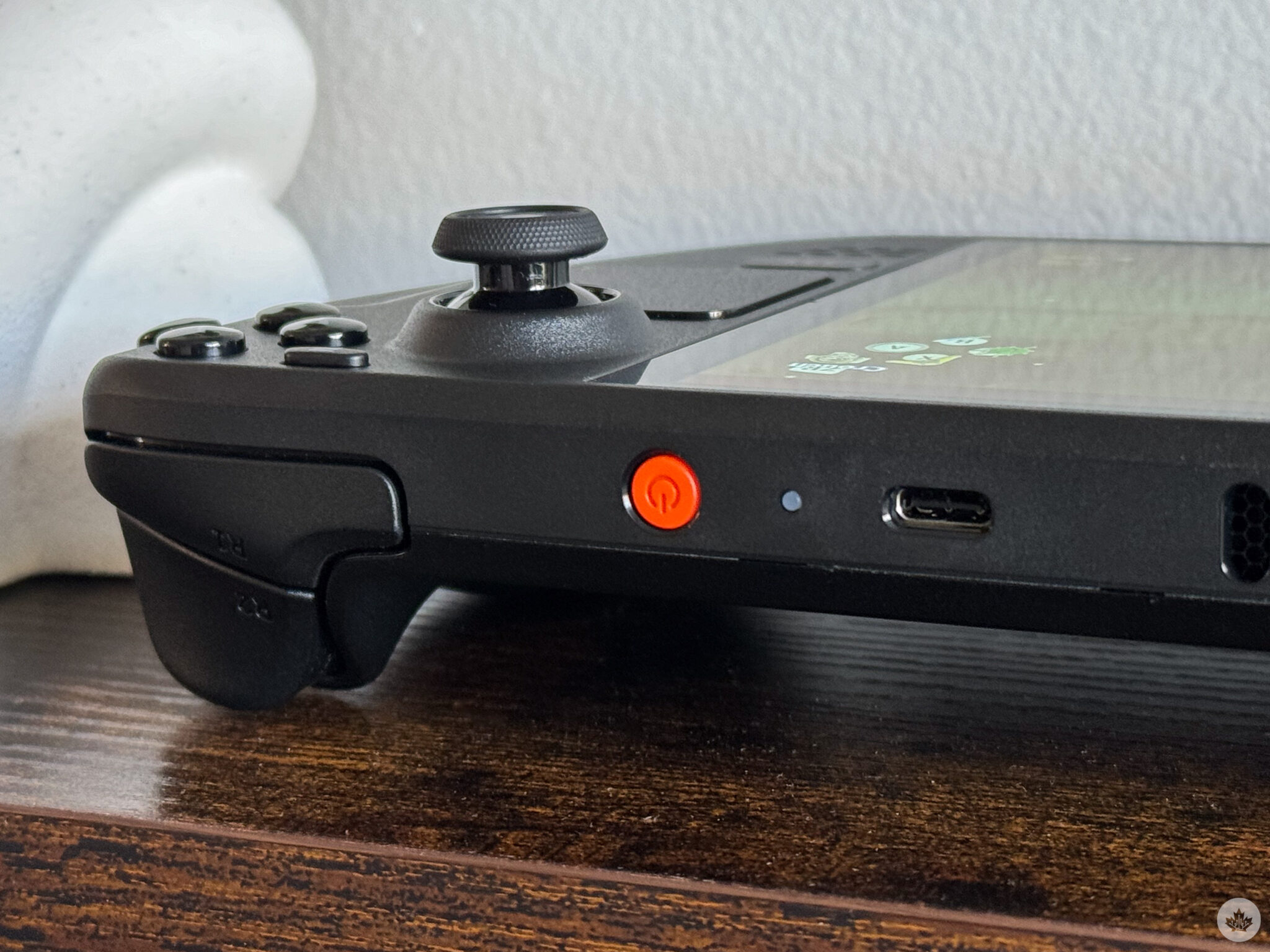 The Steam Deck OLED is a worthwhile upgrade over the original