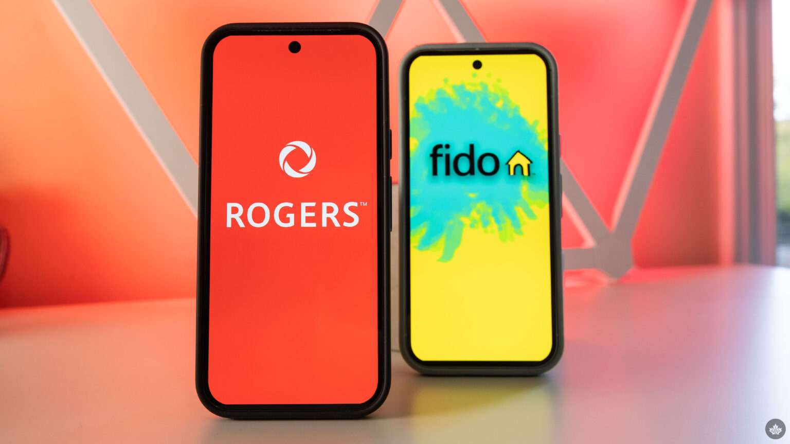 Rogers offers customers with old phones no-cost upgrades ahead of 3G ...