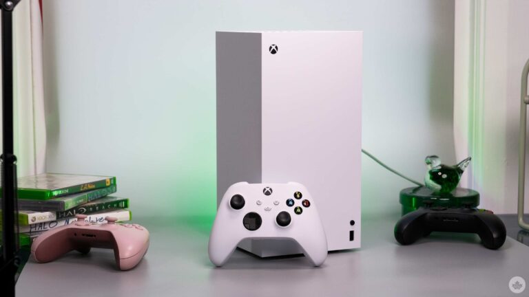 Xbox says it's working on a 'very premium' next-gen console