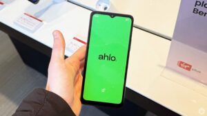 Hands on with the Bell Ahlo 1 smartphone