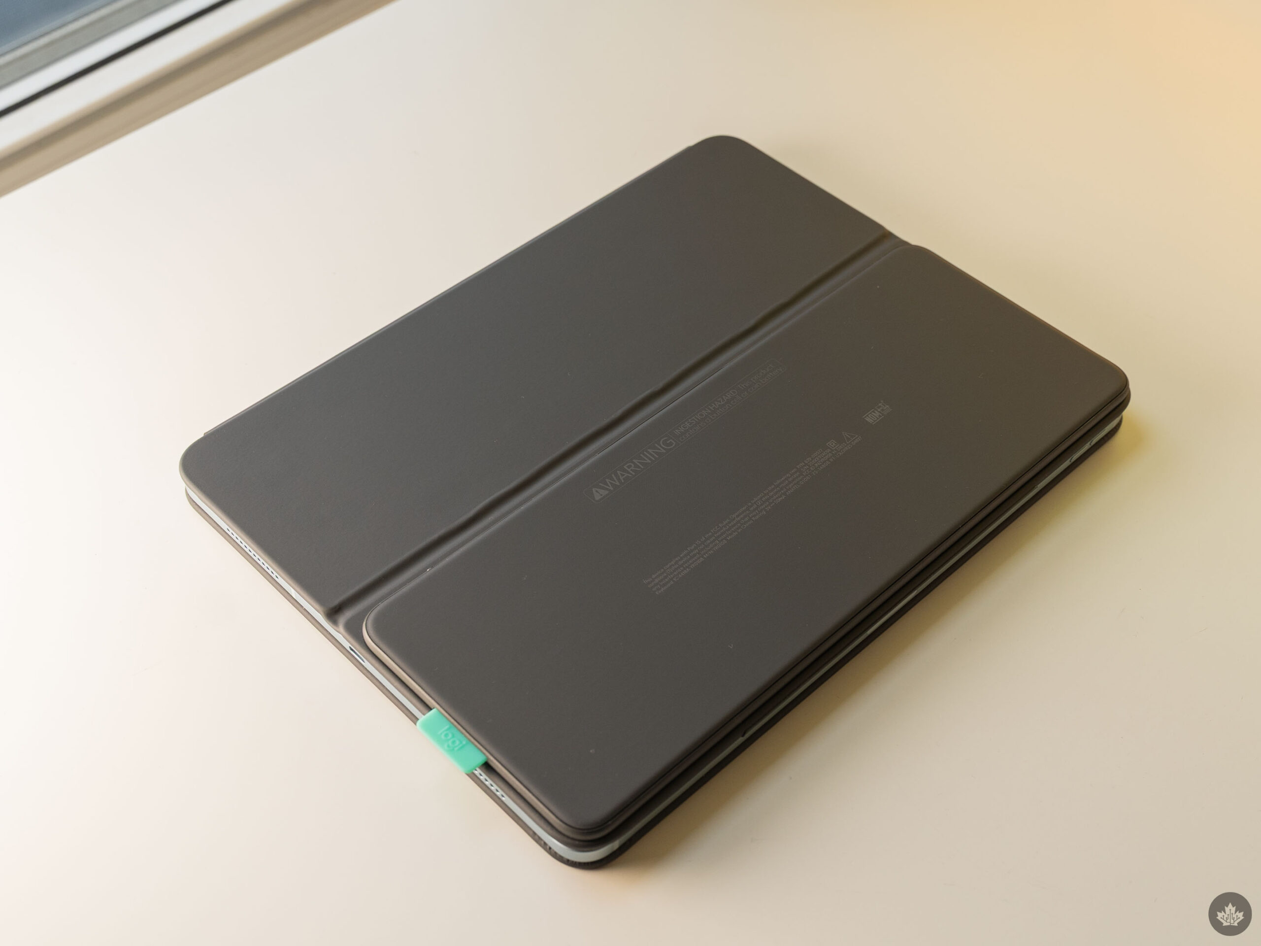 Logitech's Flip Folio iPad case is almost a great Magic Keyboard ...