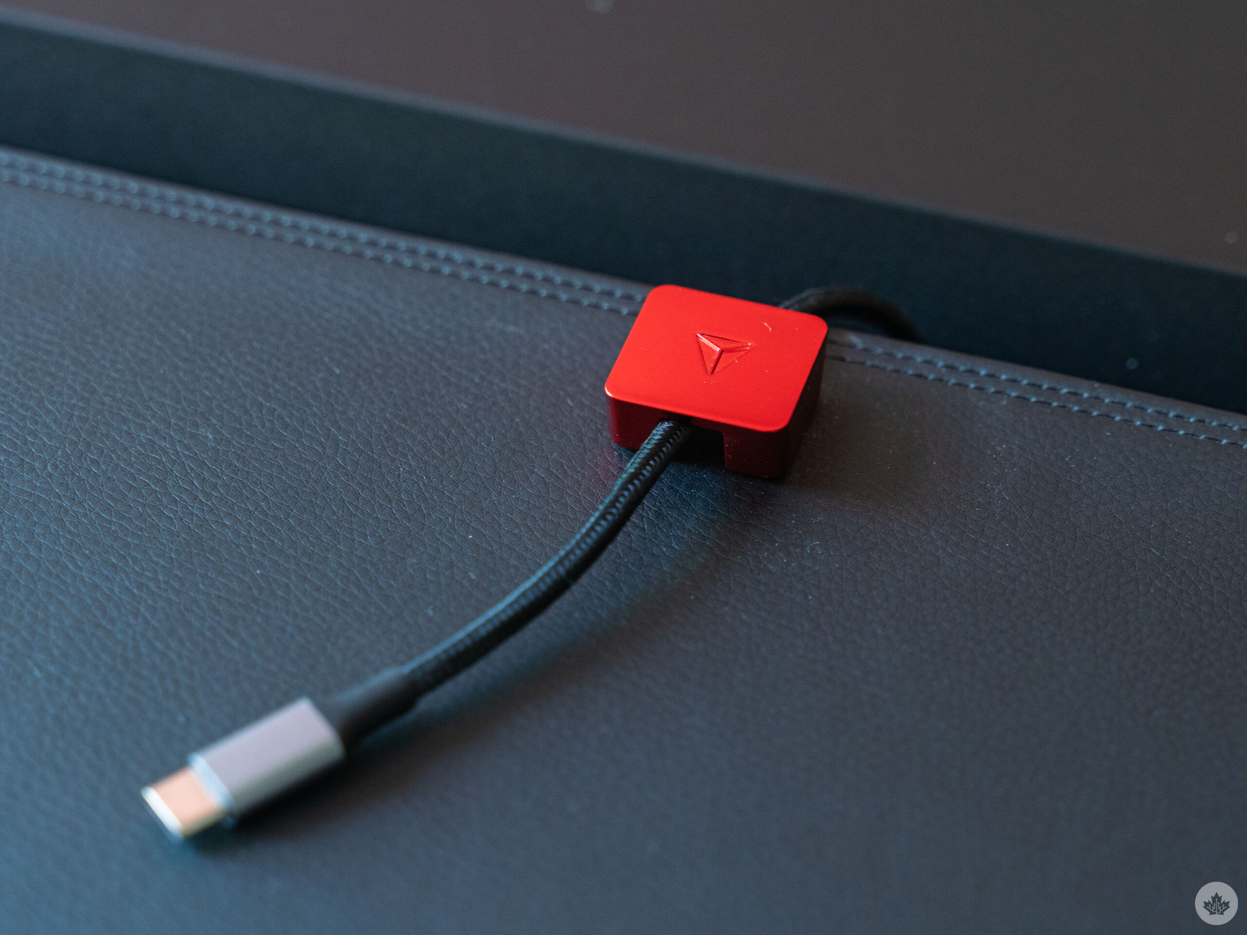 Secretlab's superb Magnus Pro desk solved my cable management woes