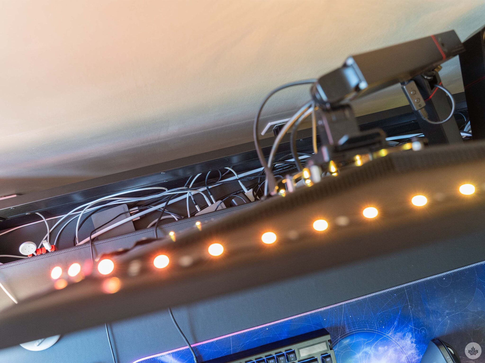 Secretlab's superb Magnus Pro desk solved my cable management woes