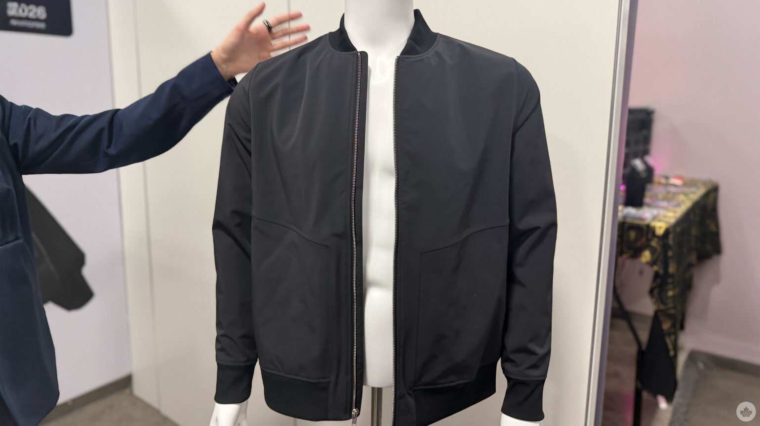 Mode bomber jacket charges devices wirelessly in your pocket